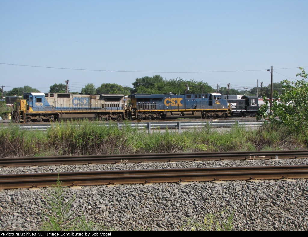 CSX 7570 and 703